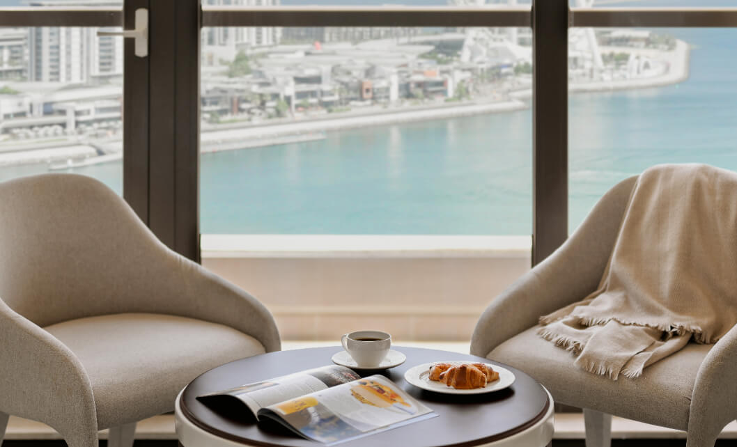 Ain Dubai View One Bedroom Family Suite